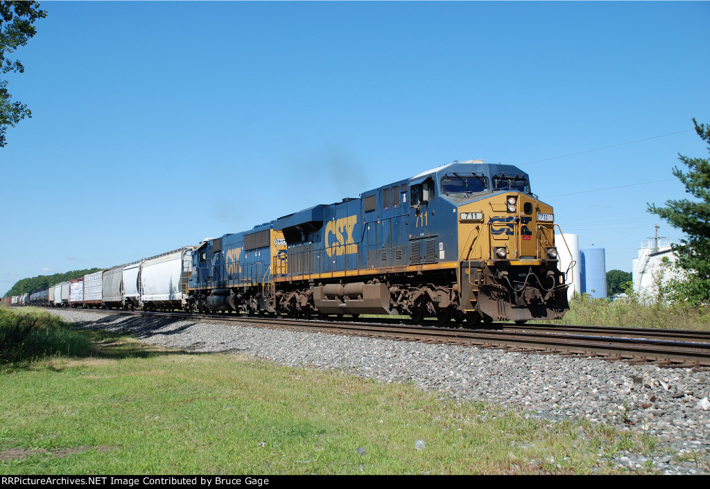 CSX 711